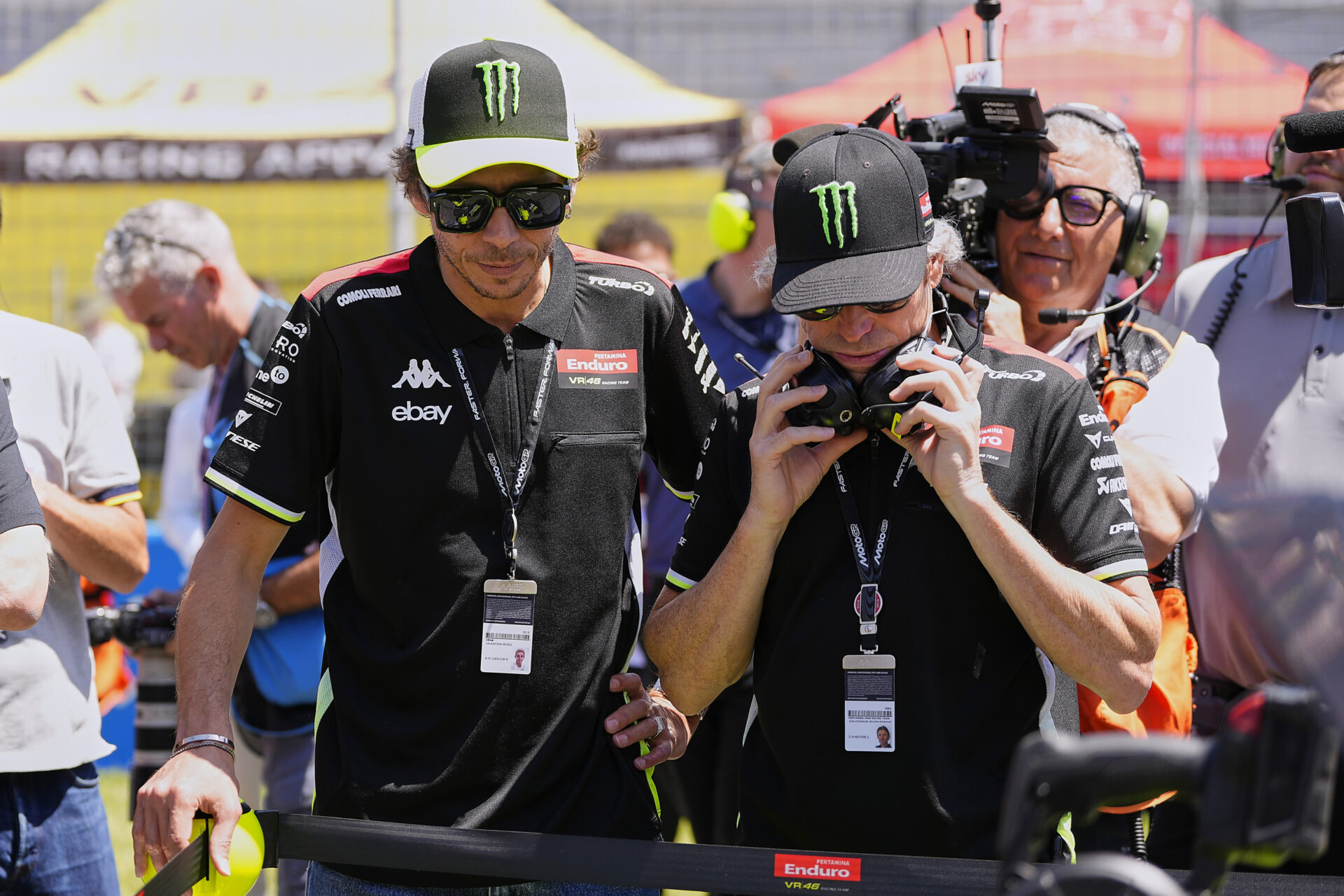 Valentino Rossi explains why he finds watching MotoGP races 'a disaster ...
